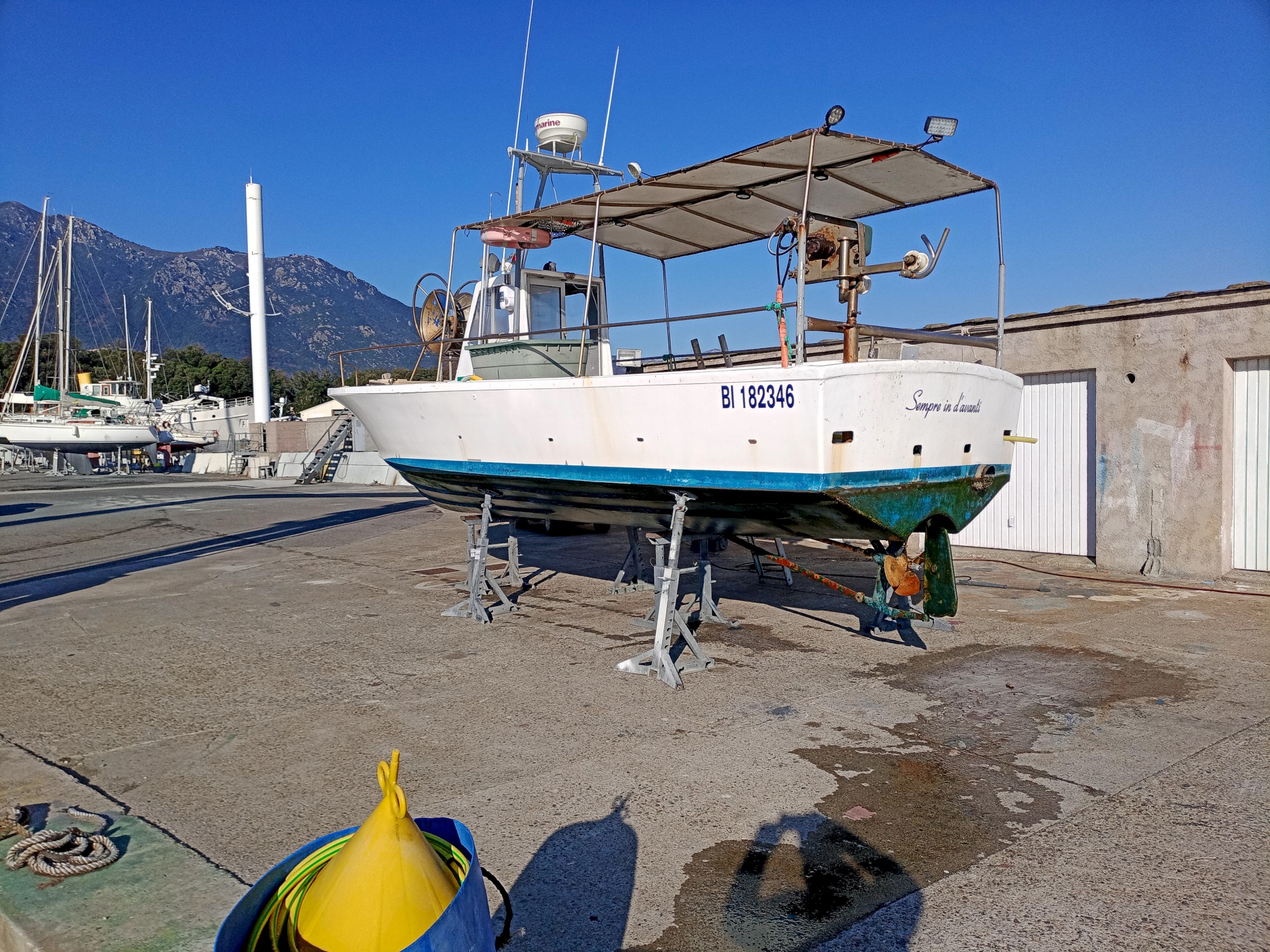 Bateau de pêche AEP thon - Offre terminée