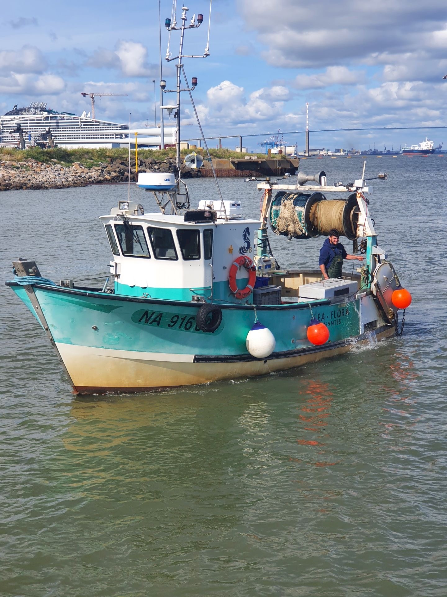 Chalutier beneteau 8m60 de 2000 - Vendu - Offre terminée