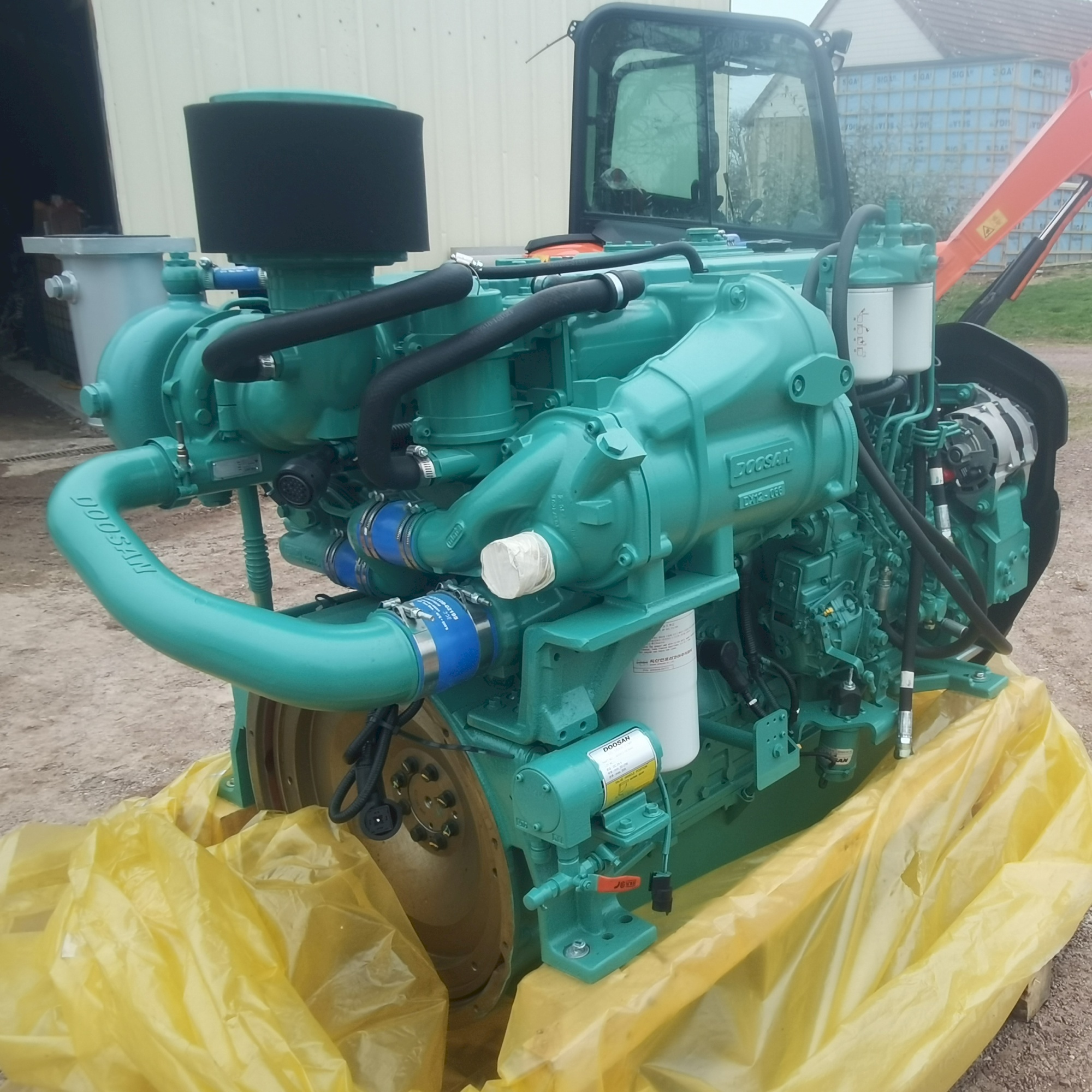 Doosan 4L 126Ti engine - Offer closed