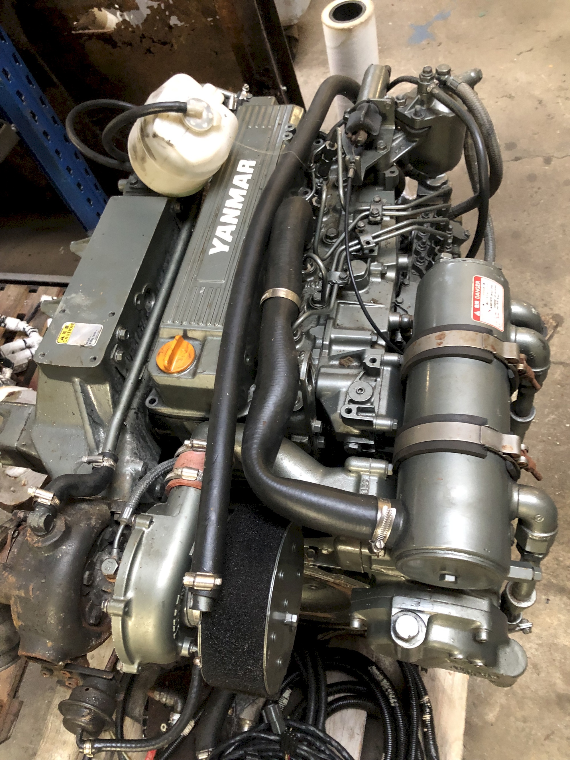 Moteur yanmar 4lha stp pour pièces - Offre terminée