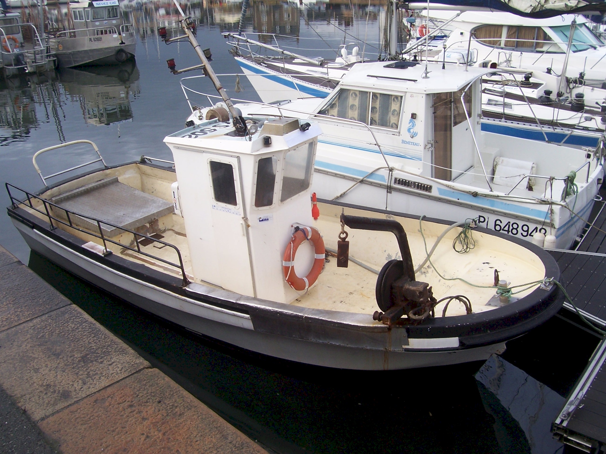 vedette de pêche - Vendu