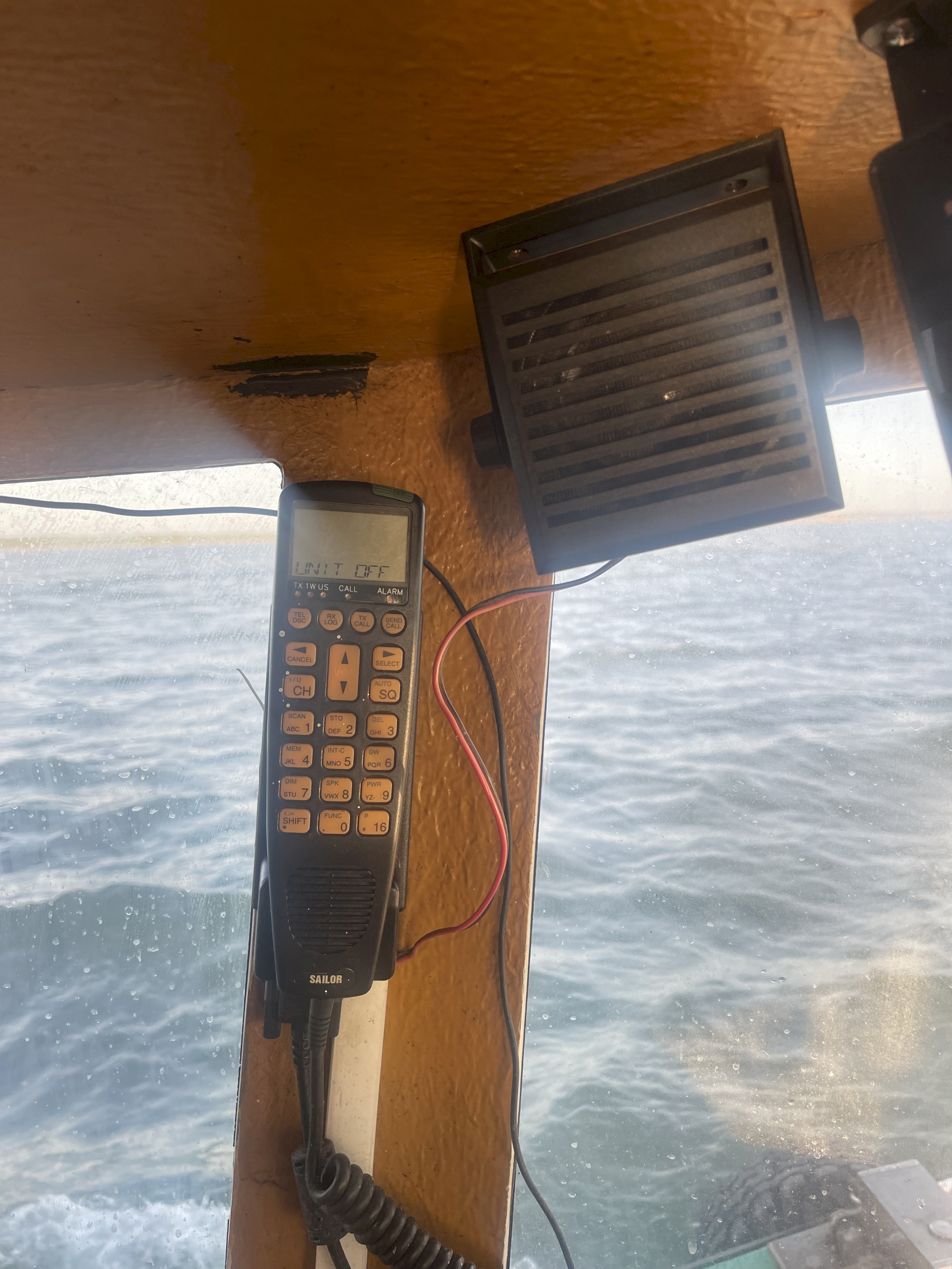 VHF fixe SAILOR - Offre terminée